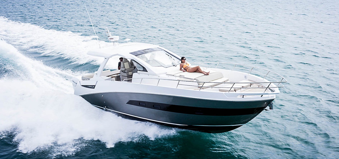 Iate esportivo da Azimut Yachts agora em águas brasileiras - BA de Valor